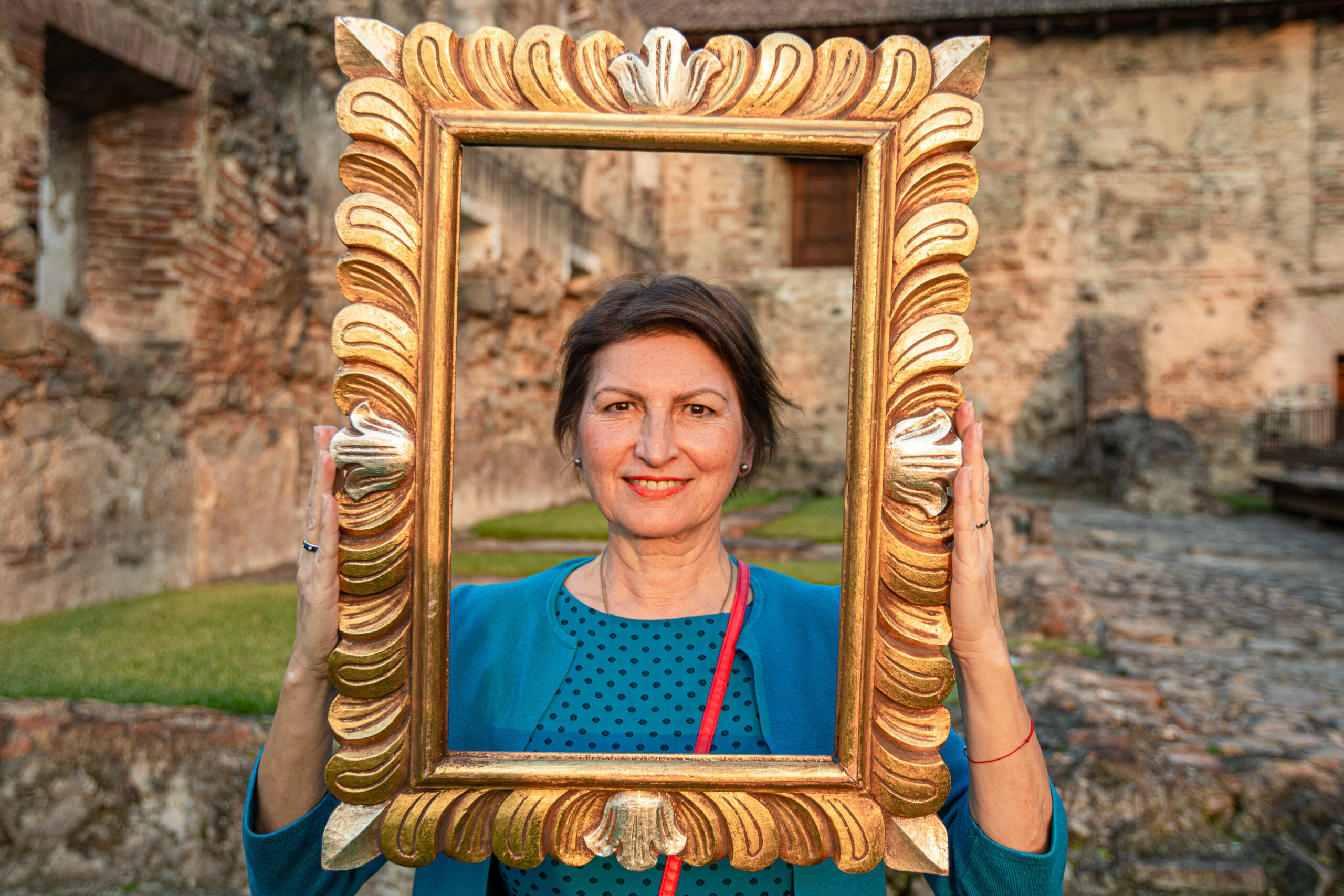Elena Leontjeva - The Antigua Forum