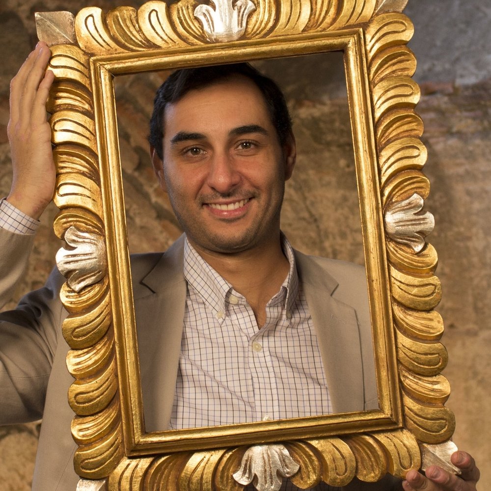 Guillermo Peña Panting - The Antigua Forum