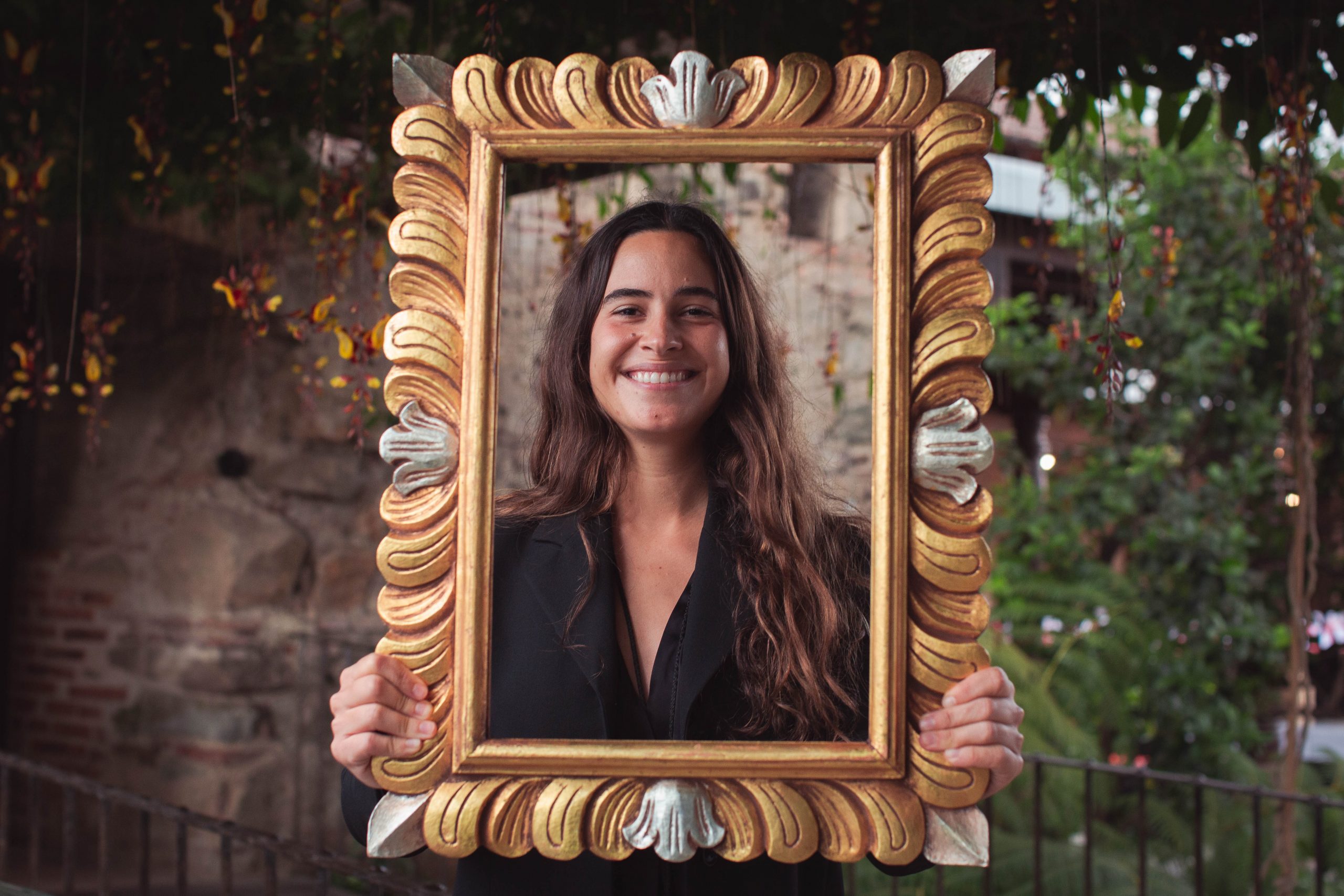 Isabel Navarro - The Antigua Forum