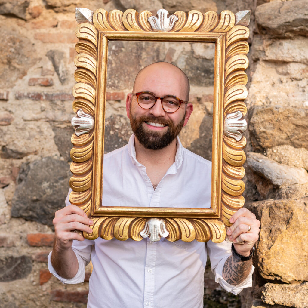 Tom Romeo - The Antigua Forum